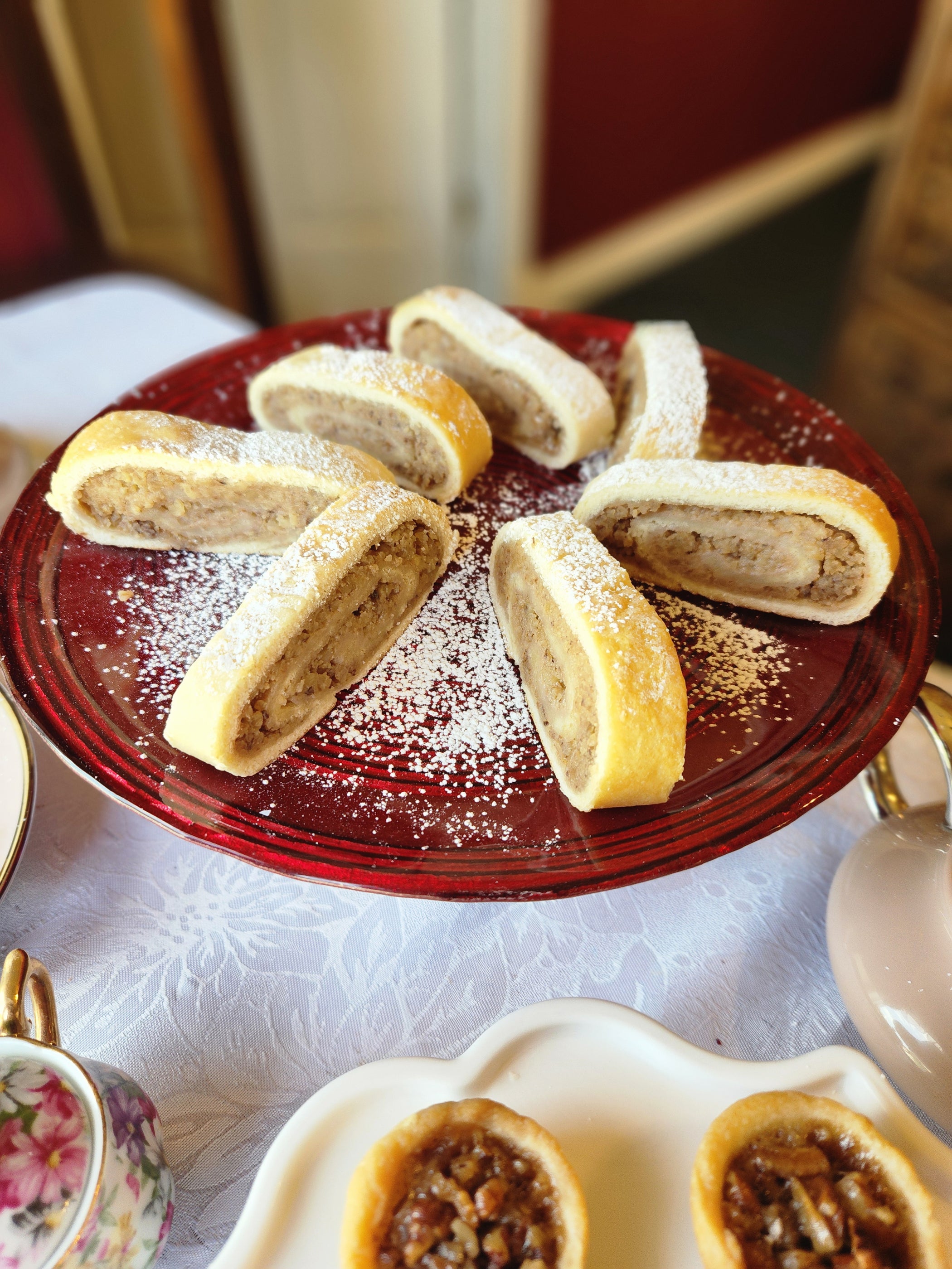 Specialty Bakery - Handmade Buttercream Cutouts & Slavic Treats – Linda ...